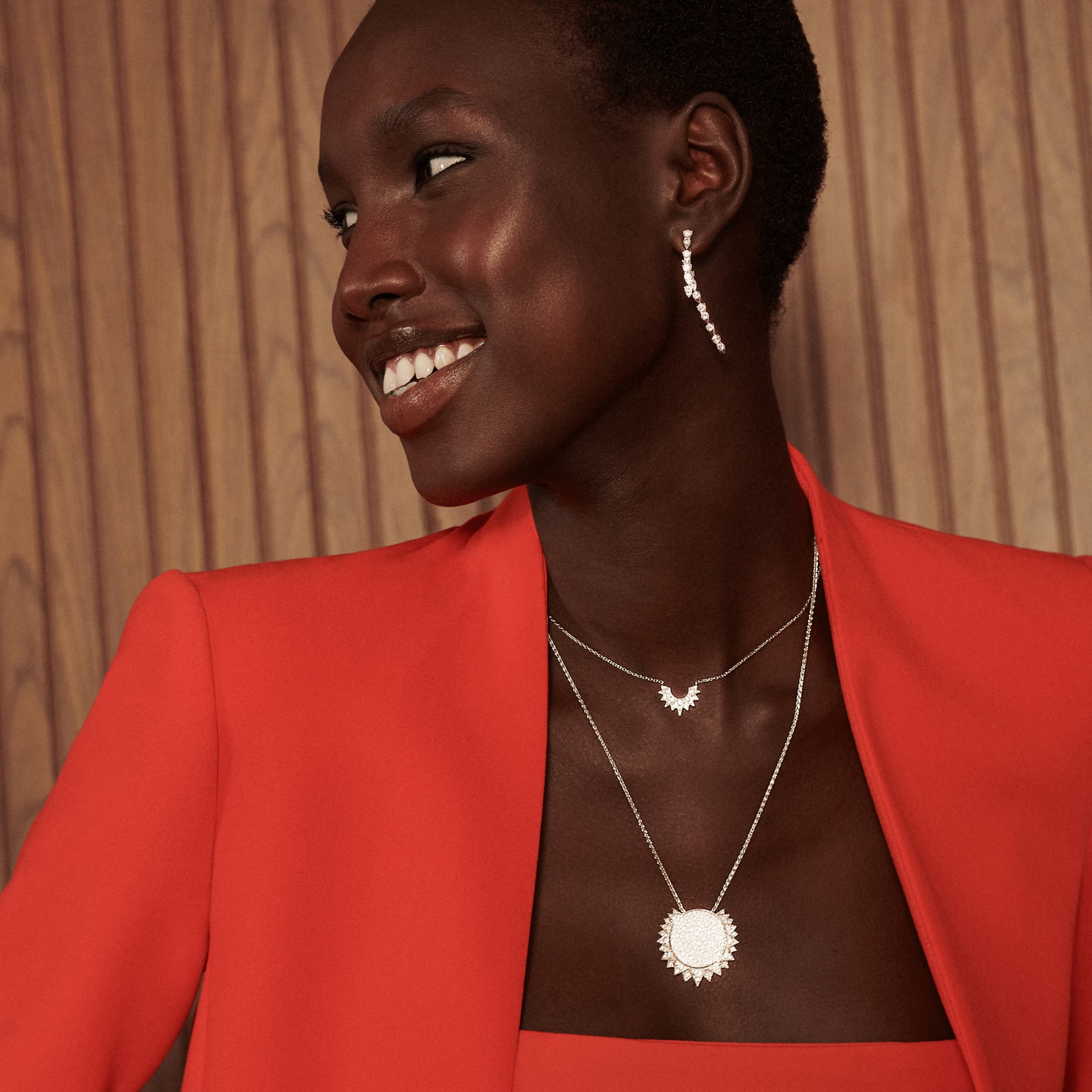 White Gold Diamond Earrings - Piaget Luxury Jewellery G38R3300