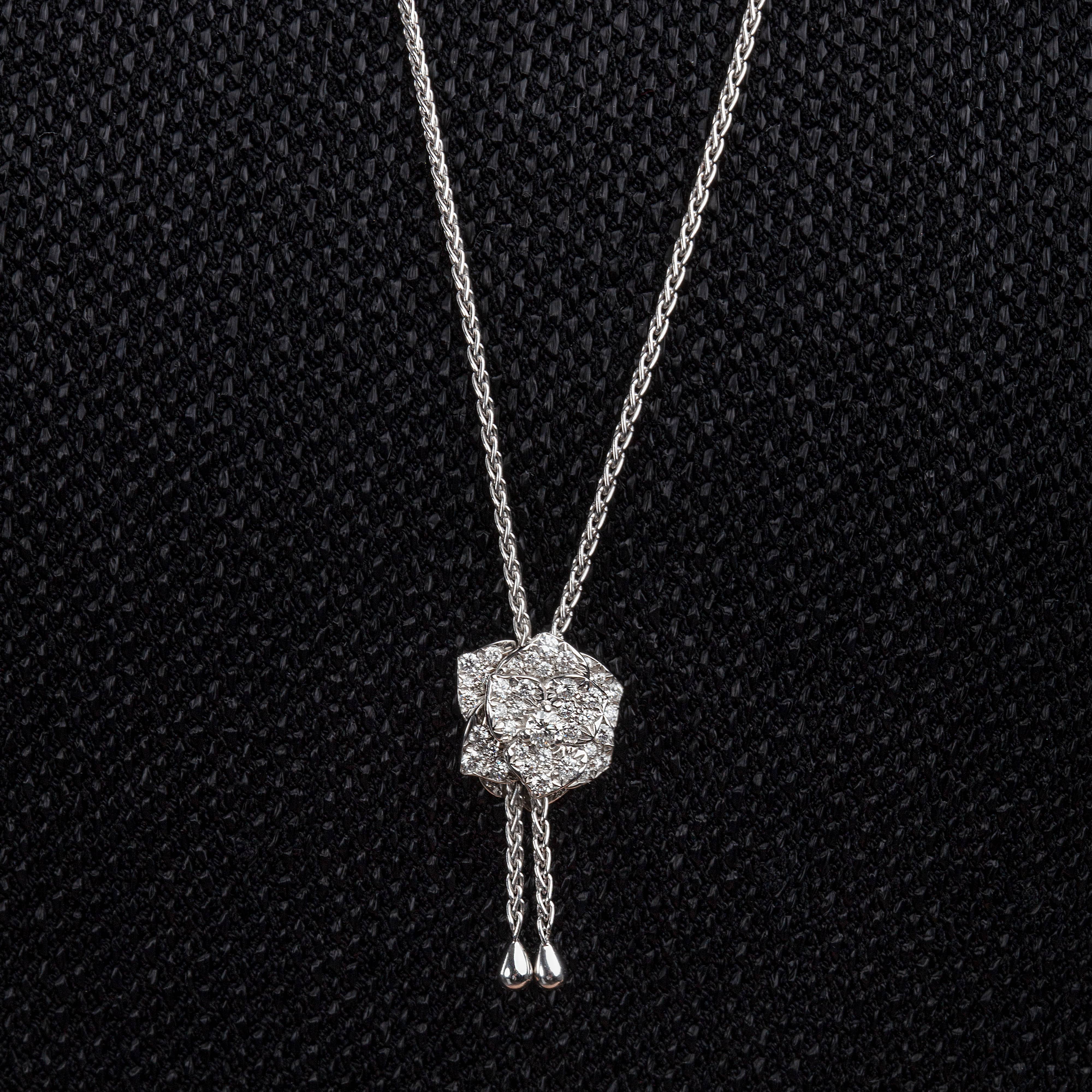 White gold Diamond Pendant - Piaget Luxury Jewellery G33U0093