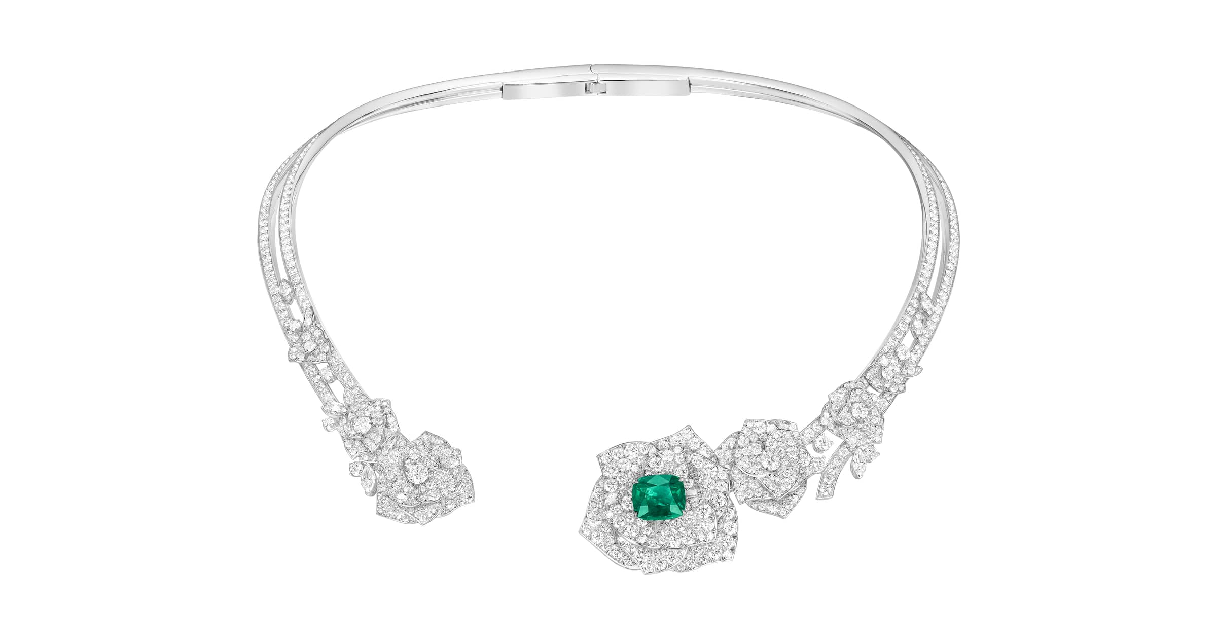Piaget White Gold Diamond Emerald Necklace G37UB800