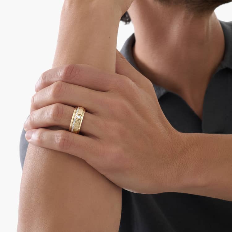 Piaget Rose Gold Diamond "Decor Palace" Ring G34P1O00